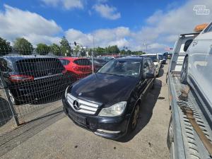 Mercedes-Benz c-220 2011 in Kaunas, with an engine capacity of 2.10 L and mileage of 301 thousand km for 2650 €, photo 7 on AUTOMOTO.COM.LV