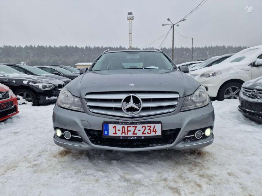 Mercedes-Benz c-220 2012 in Vilnius, with an engine capacity of 2.14 L and mileage of 221 thousand km for 6399 €, photo 3 on AUTOMOTO.COM.LV