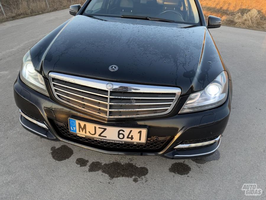 Mercedes-Benz c-220 2012 Kauņa, ar dzinēja tilpumu 2.20 L un nobraukumu 400 tūkst. km par 5300 €, foto 21 vietnē AUTOMOTO.COM.LV