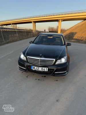 Mercedes-Benz c-220 2012 Kauņa, ar dzinēja tilpumu 2.20 L un nobraukumu 400 tūkst. km par 5300 €, foto 33 vietnē AUTOMOTO.COM.LV