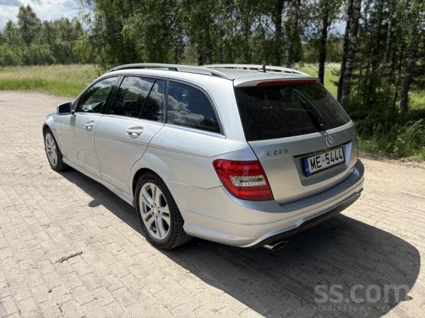 Mercedes-Benz c-220 2012 Liepāja, ar dzinēja tilpumu 2.20 L un nobraukumu 318 tūkst. km par 5300 €, foto 2 vietnē AUTOMOTO.COM.LV