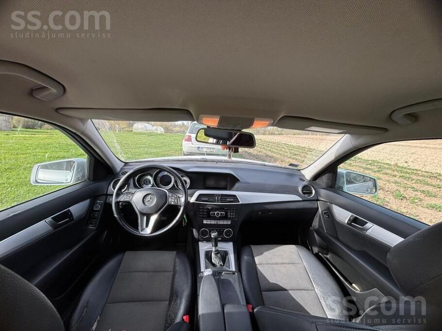 Mercedes-Benz c-220 2012 in Liepaja, with an engine capacity of 2.20 L and mileage of 318 thousand km for 5300 €, photo 6 on AUTOMOTO.COM.LV