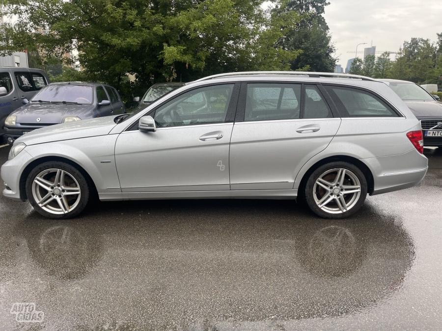 Mercedes-Benz c-220 2012 in Vilnius, with an engine capacity of 2.20 L and mileage of 300 thousand km for 2500 €, photo 5 on AUTOMOTO.COM.LV