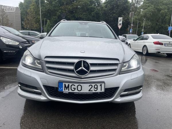Mercedes-Benz c-220 2012 in Vilnius, with an engine capacity of 2.20 L and mileage of 300 thousand km for 2500 €, photo 7 on AUTOMOTO.COM.LV