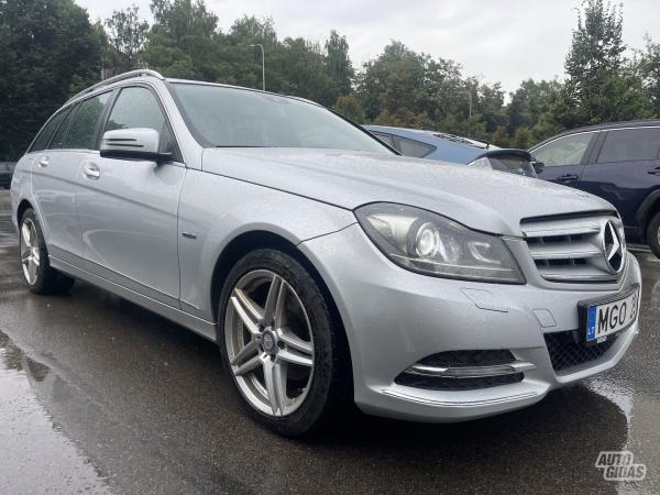 Mercedes-Benz c-220 2012 in Vilnius, with an engine capacity of 2.20 L and mileage of 300 thousand km for 2500 €, photo 8 on AUTOMOTO.COM.LV