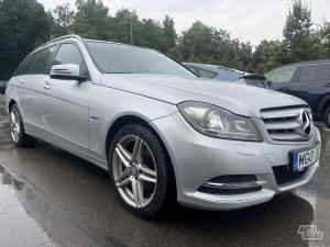 Mercedes-Benz c-220 2012 in Vilnius, with an engine capacity of 2.20 L and mileage of 300 thousand km for 2500 €, photo 9 on AUTOMOTO.COM.LV