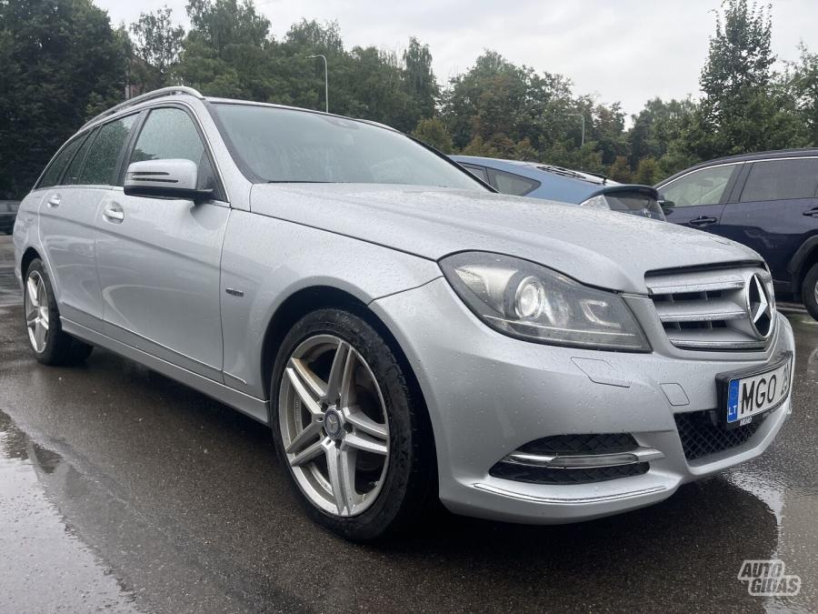 Mercedes-Benz c-220 2012 in Vilnius, with an engine capacity of 2.20 L and mileage of 300 thousand km for 2500 €, photo 9 on AUTOMOTO.COM.LV