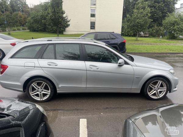 Mercedes-Benz c-220 2012 in Vilnius, with an engine capacity of 2.20 L and mileage of 300 thousand km for 2500 €, photo 10 on AUTOMOTO.COM.LV