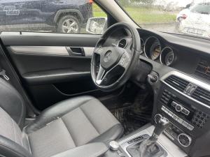 Mercedes-Benz c-220 2012 in Vilnius, with an engine capacity of 2.20 L and mileage of 300 thousand km for 2500 €, photo 21 on AUTOMOTO.COM.LV