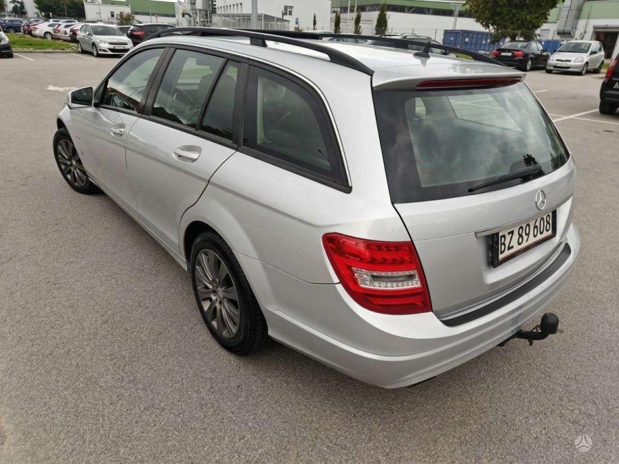 Mercedes-Benz c-220 2013 in Klaipeda, with an engine capacity of 2.14 L and mileage of 270 thousand km for 4650 €, photo 4 on AUTOMOTO.COM.LV
