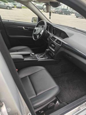 Mercedes-Benz c-220 2013 in Klaipeda, with an engine capacity of 2.14 L and mileage of 270 thousand km for 4650 €, photo 9 on AUTOMOTO.COM.LV