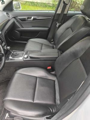 Mercedes-Benz c-220 2013 in Klaipeda, with an engine capacity of 2.14 L and mileage of 270 thousand km for 4650 €, photo 11 on AUTOMOTO.COM.LV