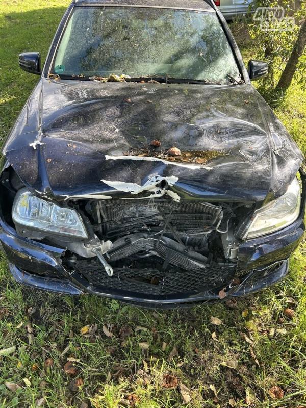 Mercedes-Benz c-220 2013 in Marijampole, with an engine capacity of 2.10 L and mileage of 260 thousand km for 2199 €, photo 1 on AUTOMOTO.COM.LV