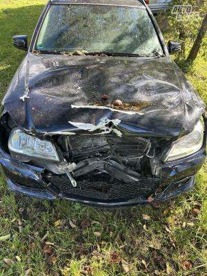 Mercedes-Benz c-220 2013 Marijampole, ar dzinēja tilpumu 2.10 L un nobraukumu 260 tūkst. km par 2199 €, foto  vietnē AUTOMOTO.COM.LV