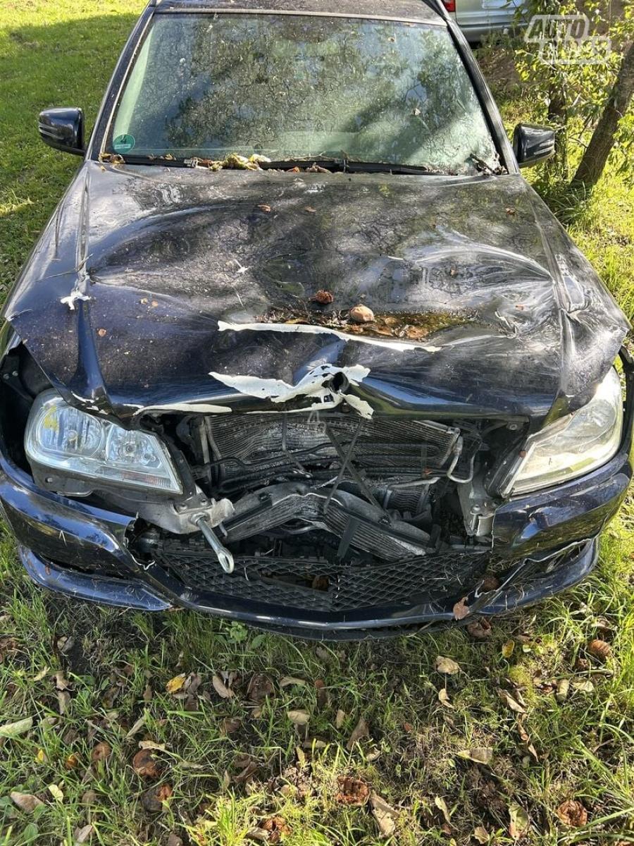 Mercedes-Benz c-220 2013 in Marijampole, with an engine capacity of 2.10 L and mileage of 260 thousand km for 2199 €, photo 1 on AUTOMOTO.COM.LV