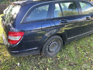 Mercedes-Benz c-220 2013 in Marijampole, with an engine capacity of 2.10 L and mileage of 260 thousand km for 2199 €, photo 8 on AUTOMOTO.COM.LV