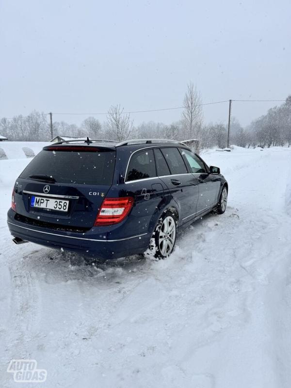 Mercedes-Benz c-220 2014 in Kretinga, with an engine capacity of 2.10 L and mileage of 310 thousand km for 6300 €, photo 4 on AUTOMOTO.COM.LV