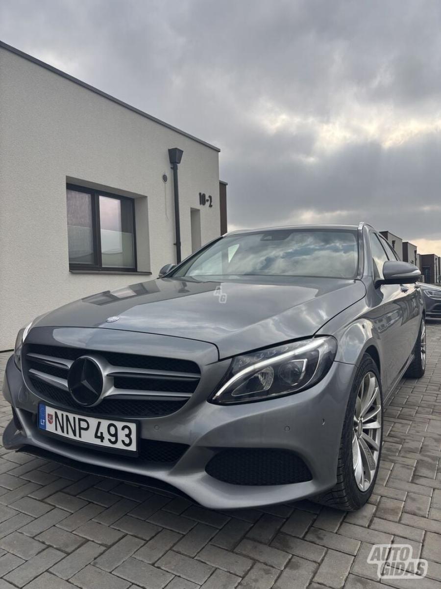 Mercedes-Benz c-220 2014 in Kaunas, with an engine capacity of 2.20 L and mileage of 334 thousand km for 10500 €, photo 1 on AUTOMOTO.COM.LV