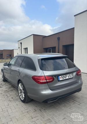 Mercedes-Benz c-220 2014 in Kaunas, with an engine capacity of 2.20 L and mileage of 334 thousand km for 10500 €, photo 7 on AUTOMOTO.COM.LV