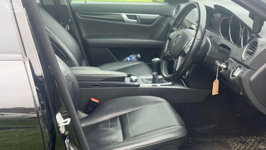 Mercedes-Benz c-220 2014 in Kazlu Ruda, with an engine capacity of 2.10 L and mileage of 219 thousand km for 3149 €, photo 11 on AUTOMOTO.COM.LV