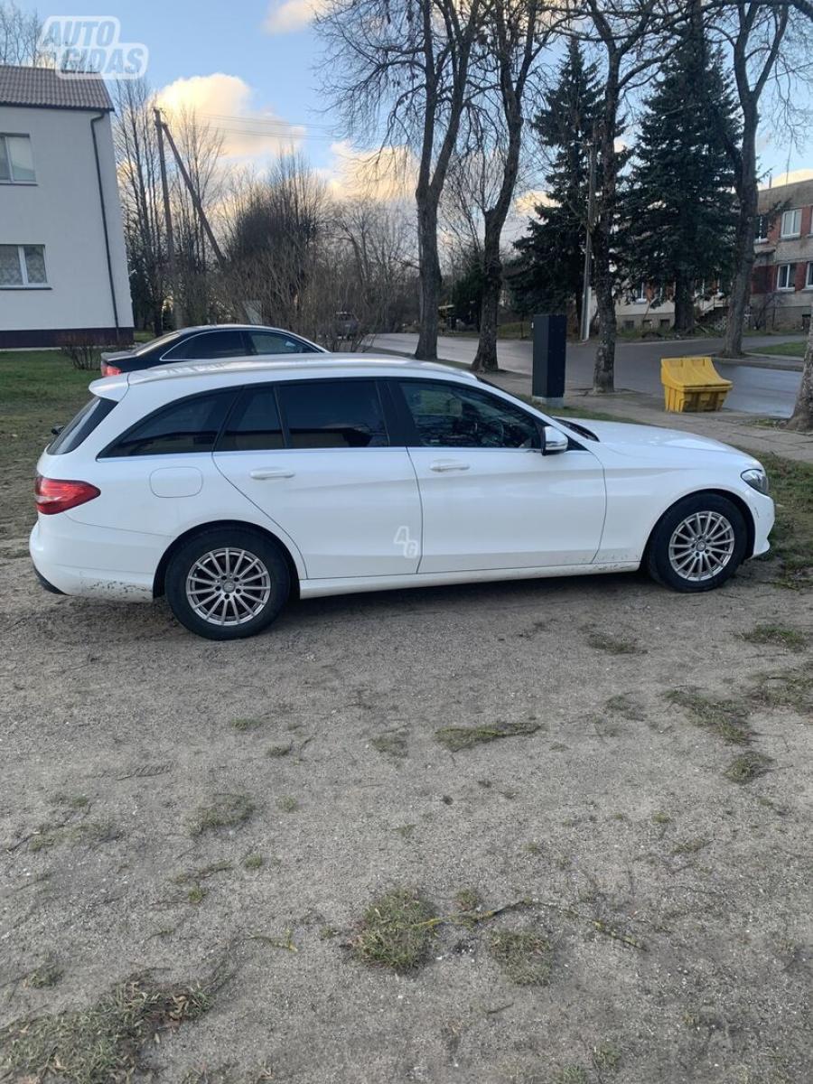 Mercedes-Benz c-220 2015 in Klaipeda, with an engine capacity of 2.20 L and mileage of 153 thousand km for 4700 €, photo 2 on AUTOMOTO.COM.LV