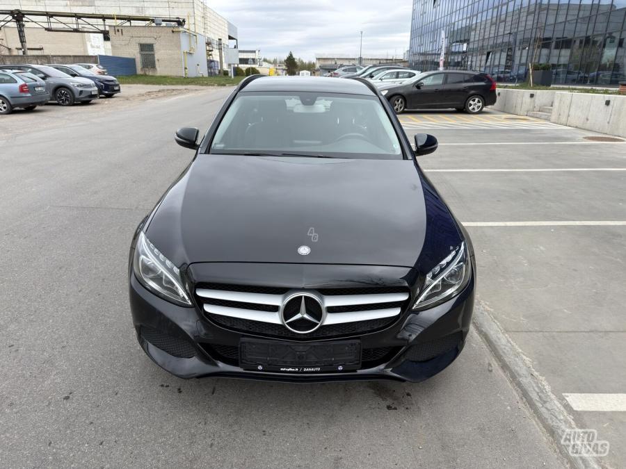 Mercedes-Benz c-220 2015 Panevēža, ar dzinēja tilpumu 2.10 L un nobraukumu 375 tūkst. km par 8450 €, foto 7 vietnē AUTOMOTO.COM.LV