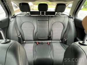 Mercedes-Benz c-220 2015 Rīga, ar dzinēja tilpumu 2.20 L un nobraukumu 125 tūkst. km par 14000 €, foto 6 vietnē AUTOMOTO.COM.LV