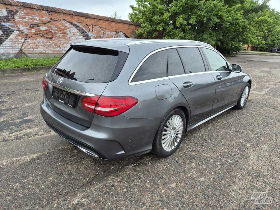Mercedes-Benz c-220 2016 Šauļi, ar dzinēja tilpumu 2.20 L un nobraukumu 277 tūkst. km par 11700 €, foto 5 vietnē AUTOMOTO.COM.LV