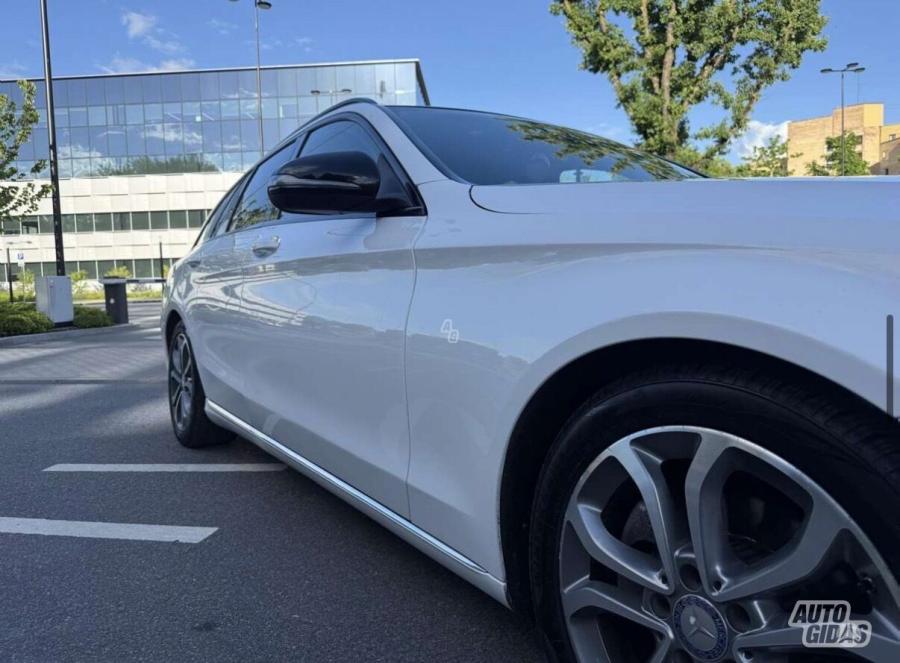 Mercedes-Benz c-220 2016 in Vilnius, with an engine capacity of 1.60 L and mileage of 263 thousand km for 8400 €, photo 9 on AUTOMOTO.COM.LV