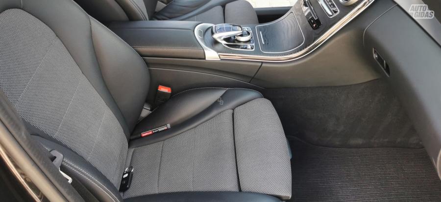 Mercedes-Benz c-220 2016 Viļņa, ar dzinēja tilpumu 2.20 L un nobraukumu 177 tūkst. km par 14850 €, foto 18 vietnē AUTOMOTO.COM.LV