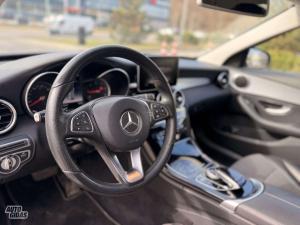 Mercedes-Benz c-220 2018 in Vilnius, with an engine capacity of 2.00 L and mileage of 159 thousand km for 16350 €, photo 18 on AUTOMOTO.COM.LV