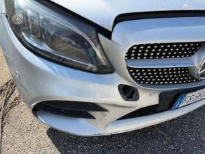 Mercedes-Benz c-220 2018 in Kaunas, with an engine capacity of 2.14 L and mileage of 245 thousand km for 9300 €, photo 4 on AUTOMOTO.COM.LV