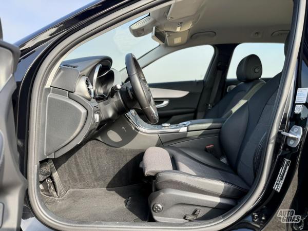 Mercedes-Benz c-220 2019 in Vilkaviskis, with an engine capacity of 2.00 L and mileage of 283 thousand km for 13000 €, photo 9 on AUTOMOTO.COM.LV