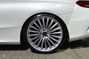 White Mercedes-Benz c-220 2017 in Vilnius, with an engine capacity of 2.14 L and mileage of 125 thousand km for 25000 €, photo 8 on AUTOMOTO.COM.LV