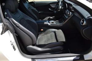 White Mercedes-Benz c-220 2017 in Vilnius, with an engine capacity of 2.14 L and mileage of 125 thousand km for 25000 €, photo 25 on AUTOMOTO.COM.LV