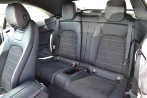White Mercedes-Benz c-220 2017 in Vilnius, with an engine capacity of 2.14 L and mileage of 125 thousand km for 25000 €, photo 35 on AUTOMOTO.COM.LV