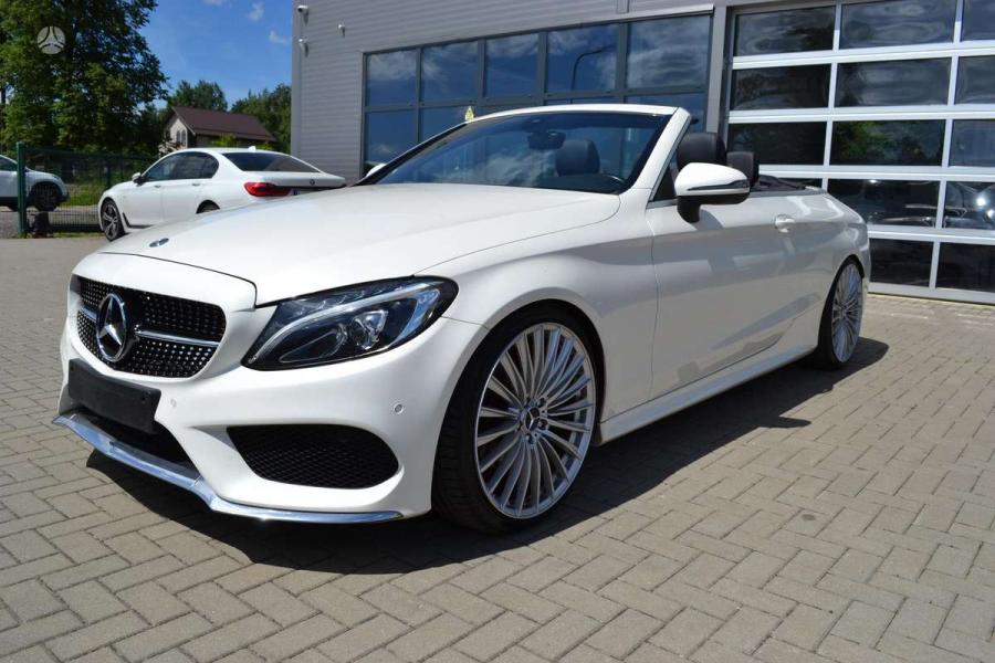 White Mercedes-Benz c-220 2017 in Vilnius, with an engine capacity of 2.14 L and mileage of 125 thousand km for 25000 €, photo 45 on AUTOMOTO.COM.LV
