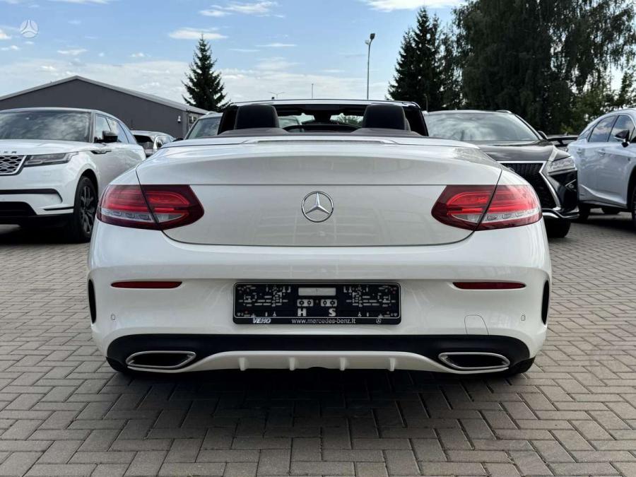 Balts Mercedes-Benz c-220 2017 Viļņa, ar dzinēja tilpumu 2.14 L un nobraukumu 125 tūkst. km par 26000 €, foto 13 vietnē AUTOMOTO.COM.LV