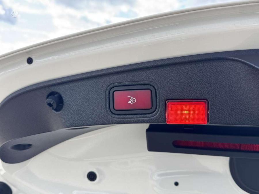 Balts Mercedes-Benz c-220 2017 Viļņa, ar dzinēja tilpumu 2.14 L un nobraukumu 125 tūkst. km par 26000 €, foto 18 vietnē AUTOMOTO.COM.LV