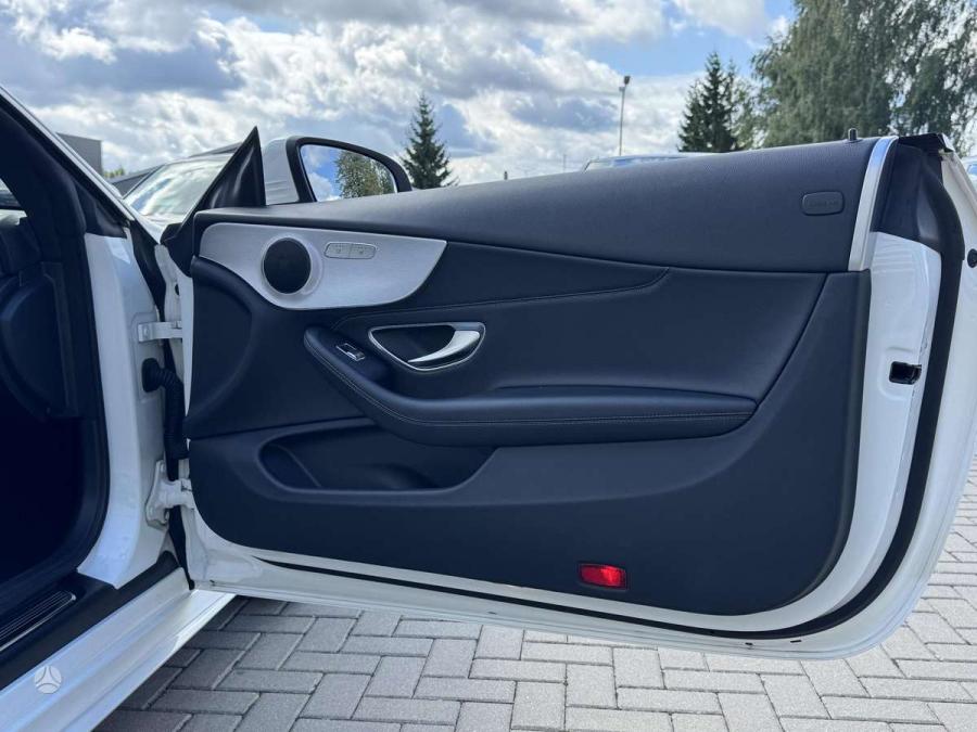 Balts Mercedes-Benz c-220 2017 Viļņa, ar dzinēja tilpumu 2.14 L un nobraukumu 125 tūkst. km par 26000 €, foto 34 vietnē AUTOMOTO.COM.LV