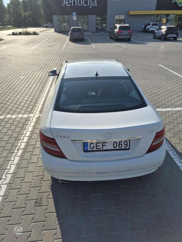 Balts Mercedes-Benz c-220 2012 Molėtai, ar dzinēja tilpumu 2.14 L un nobraukumu 159 tūkst. km par 9500 €, foto 6 vietnē AUTOMOTO.COM.LV
