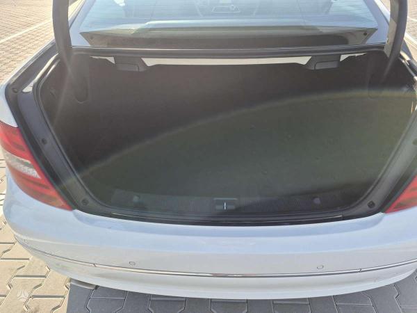 Balts Mercedes-Benz c-220 2012 Molėtai, ar dzinēja tilpumu 2.14 L un nobraukumu 159 tūkst. km par 9500 €, foto 8 vietnē AUTOMOTO.COM.LV