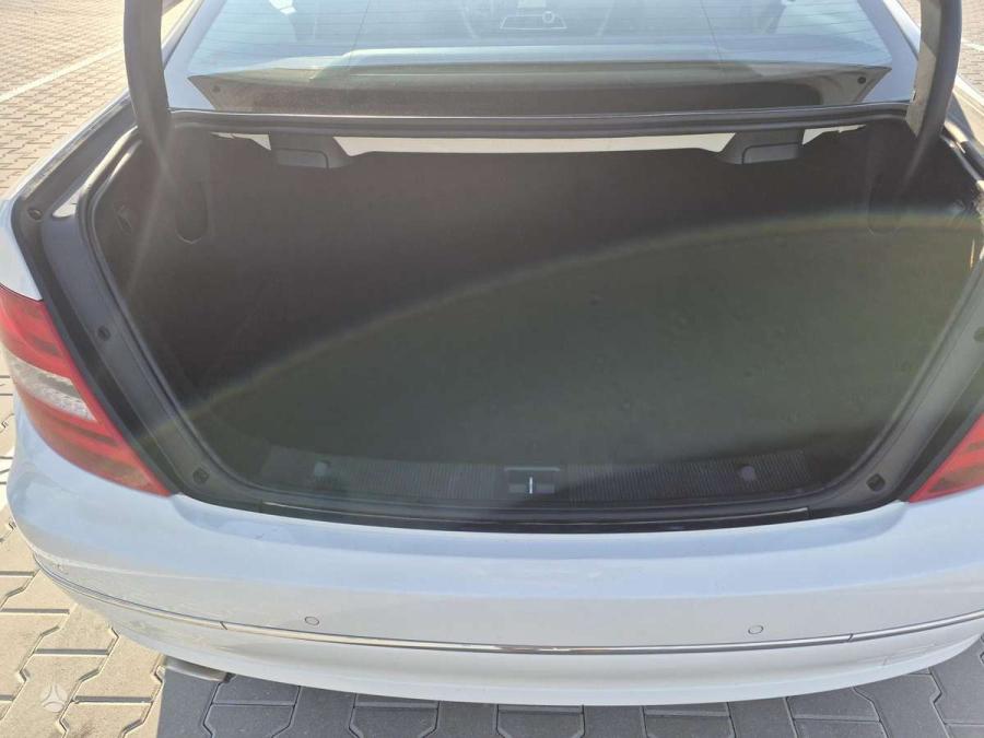 Balts Mercedes-Benz c-220 2012 Molėtai, ar dzinēja tilpumu 2.14 L un nobraukumu 159 tūkst. km par 9500 €, foto 9 vietnē AUTOMOTO.COM.LV