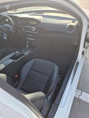 Balts Mercedes-Benz c-220 2012 Molėtai, ar dzinēja tilpumu 2.14 L un nobraukumu 159 tūkst. km par 9500 €, foto 15 vietnē AUTOMOTO.COM.LV