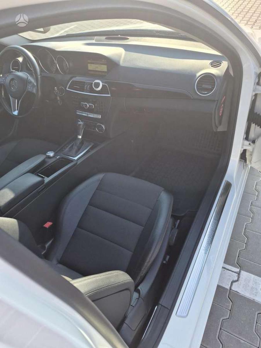 Balts Mercedes-Benz c-220 2012 Molėtai, ar dzinēja tilpumu 2.14 L un nobraukumu 159 tūkst. km par 9500 €, foto 15 vietnē AUTOMOTO.COM.LV