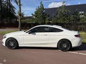 White Mercedes-Benz c-220 2016 in Siauliai, with an engine capacity of 2.14 L and mileage of 155 thousand km for 19000 €, photo 3 on AUTOMOTO.COM.LV