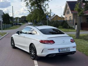 White Mercedes-Benz c-220 2016 in Siauliai, with an engine capacity of 2.14 L and mileage of 155 thousand km for 19000 €, photo 4 on AUTOMOTO.COM.LV