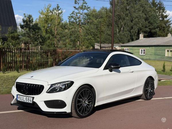 White Mercedes-Benz c-220 2016 in Siauliai, with an engine capacity of 2.14 L and mileage of 155 thousand km for 19000 €, photo 1 on AUTOMOTO.COM.LV