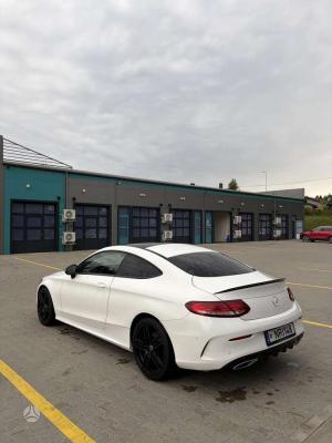 Balts Mercedes-Benz c-220 2016 Viļņa, ar dzinēja tilpumu 2.14 L un nobraukumu 195 tūkst. km par 17900 €, foto 8 vietnē AUTOMOTO.COM.LV