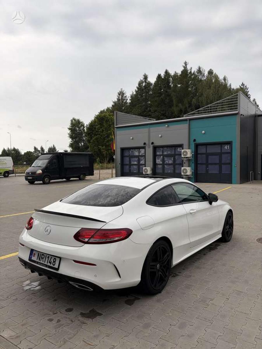 Balts Mercedes-Benz c-220 2016 Viļņa, ar dzinēja tilpumu 2.14 L un nobraukumu 195 tūkst. km par 17900 €, foto 9 vietnē AUTOMOTO.COM.LV